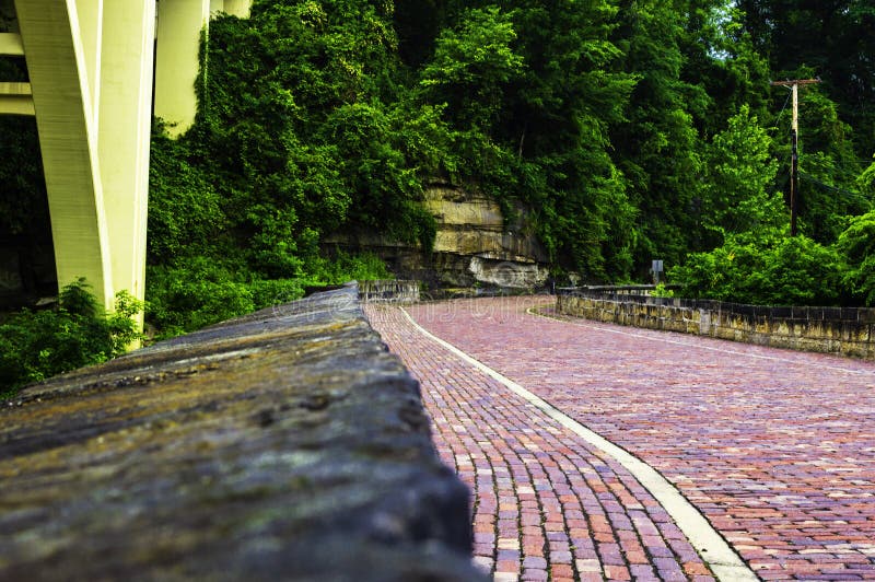 Blaine Hill Bridge Park imagen de archivo. Imagen de colina - 123181841