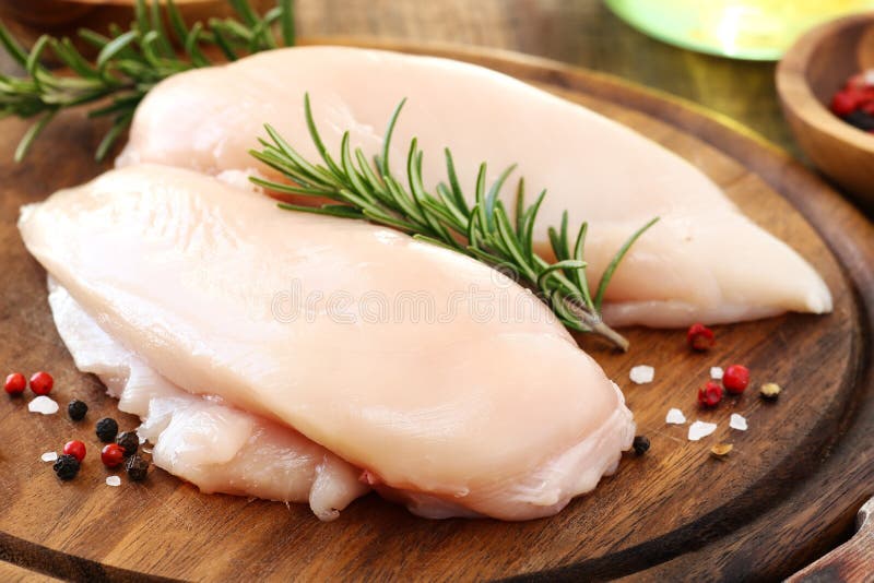 Blanc de poulet cru image stock. Image du sain, filet - 49860903