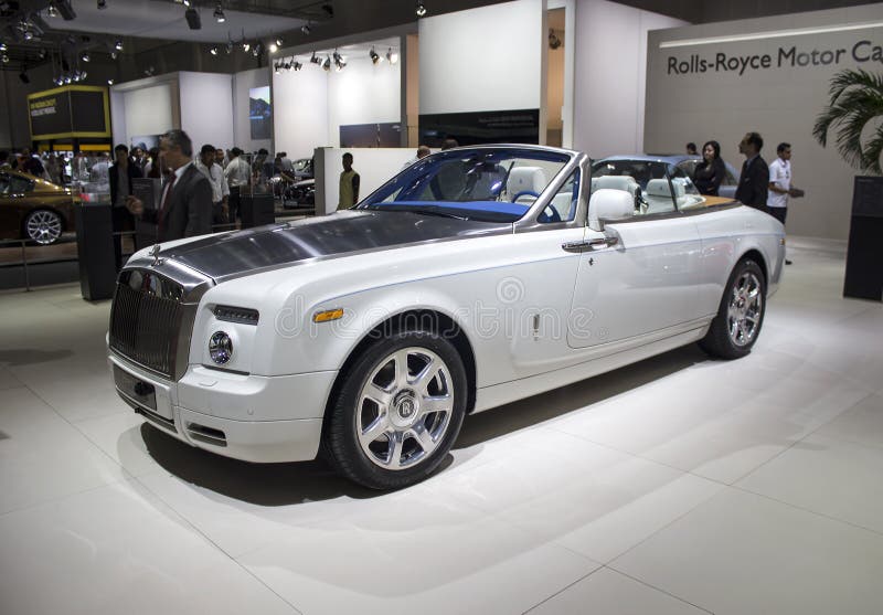 Blanc De Rolls Royce Phantom Coupe Photographie éditorial - Image du ...
