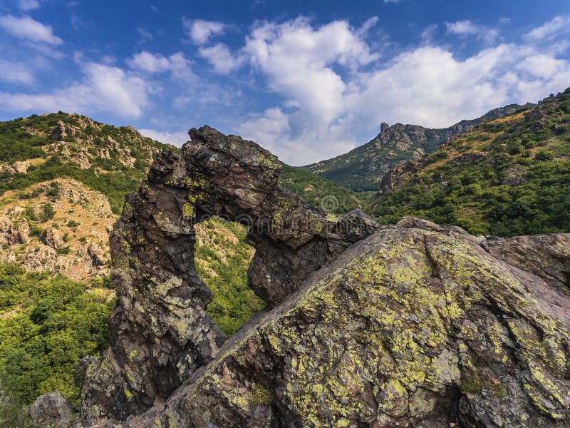 Blanc Rouge De Roche De Formations Image stock - Image du mémorabilité ...