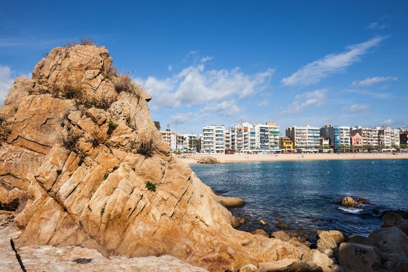 Blanes Stad Op Costa Brava in Spanje Stock Foto - Image of flats, kust ...