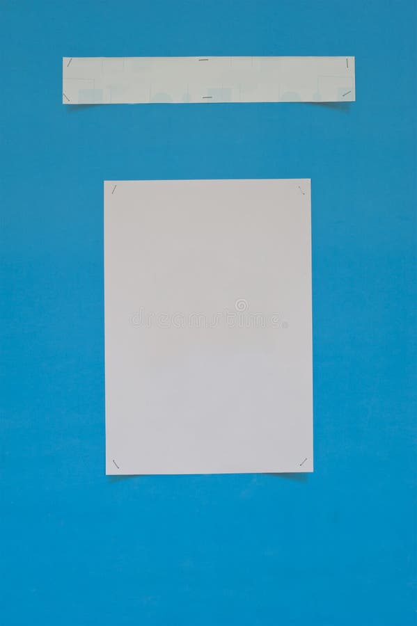 Blank Note Paper on Blue Board Stock Photo - Image of remember ...