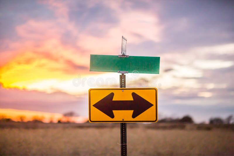 Two Way Blank Road Sign Copy Space Stock Images - Download 54 Royalty ...