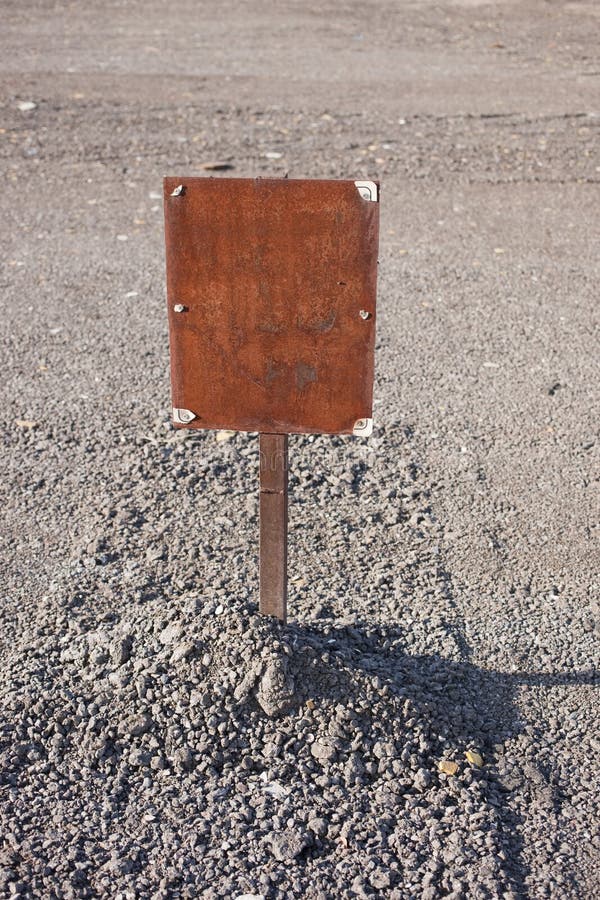 61+ Blank rusty sign Free Stock Photos - StockFreeImages