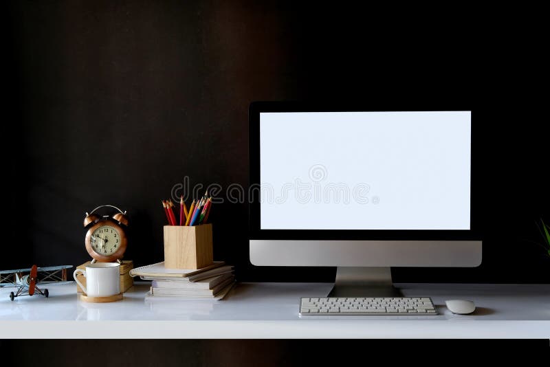 Vintage Dummy Screen Room Stock Photos - Free & Royalty-Free Stock ...