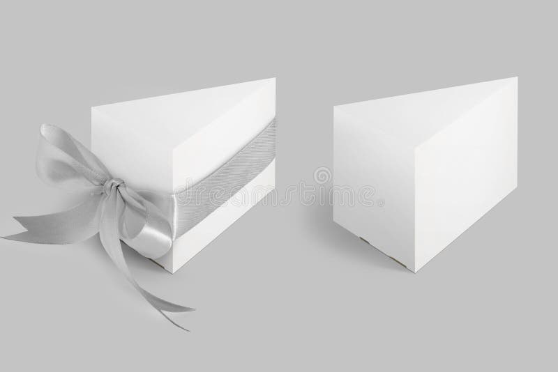 Triangle Package Box Mockup Stock Illustrations – 286 Triangle Package ...