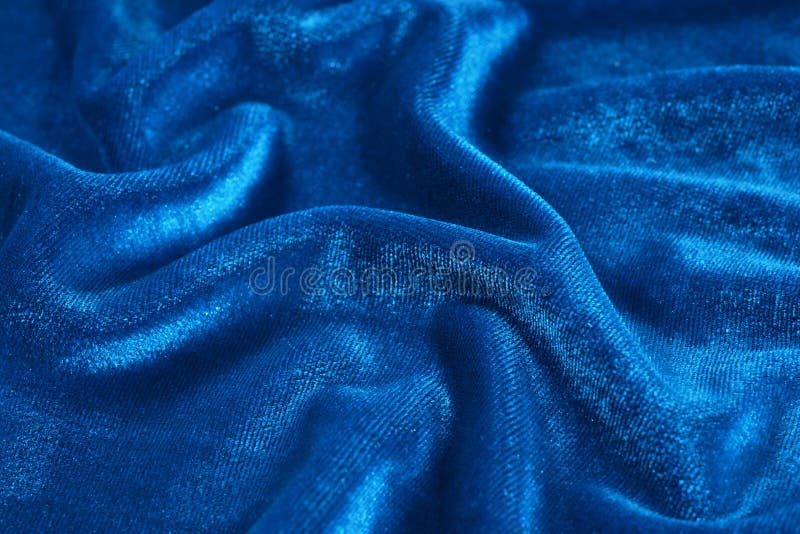 Blau geknitterter Samt stockbild. Bild von blau, tuch - 35324081