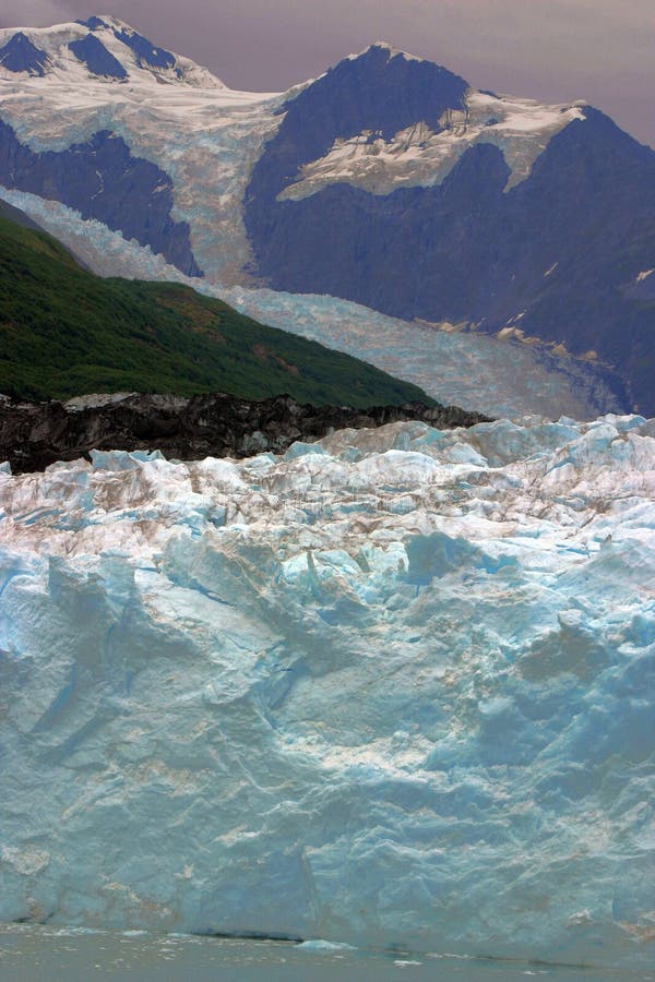 Blaues Eis in Alaska stockbild. Bild von gletscher, draußen - 22922565