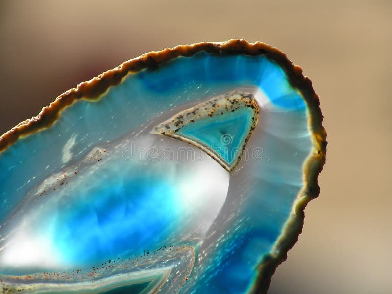 Blauer Achat Geode stockfoto. Bild von quarz, nder, geologie - 14715332