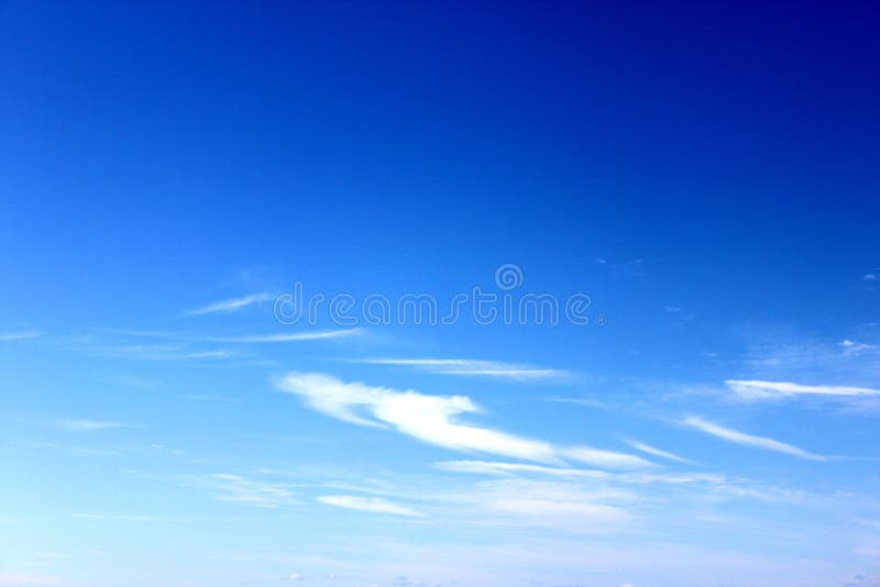 Blauer Himmel stockbild. Bild von himmel, landschaft - 13121153