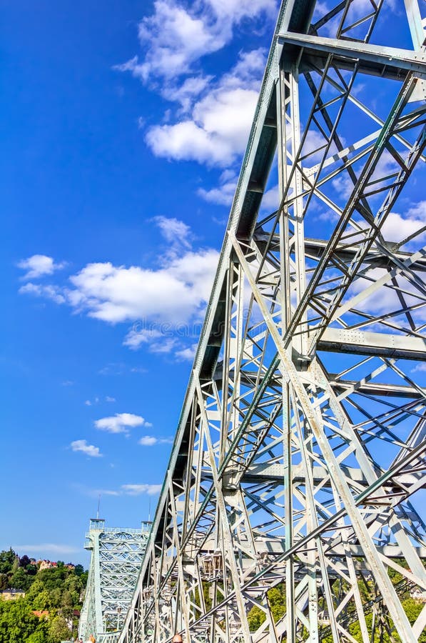 Blaues Wunder in Dresden stock photo. Image of loschwitz - 70201246