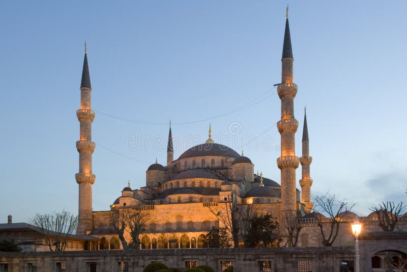 Blauwe Moskee - Istanboel - Turkije Stock Afbeelding - Image of ...