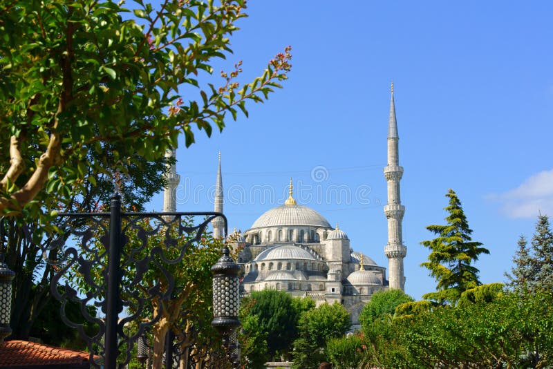 Blauwe Moskee in Istanboel, Turkije Stock Afbeelding - Image of koepel ...
