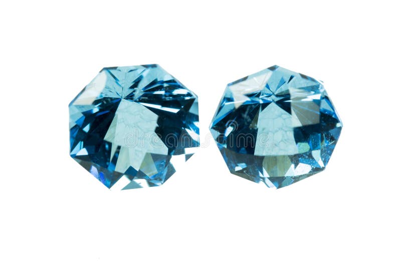 Blauwe saffier stock foto. Image of zuiverheid, opvallend - 30678898
