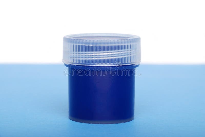 Blauwe verf stock afbeelding. Image of verf, kunstenaar - 7860907