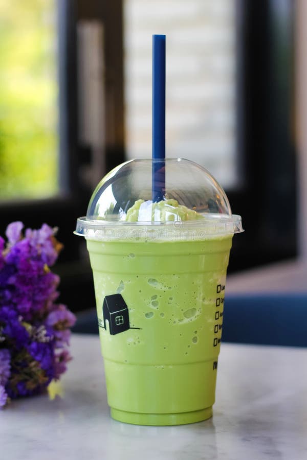 Blended Green Tea and Blue Straw Stock Photo - Image of garden, cream ...