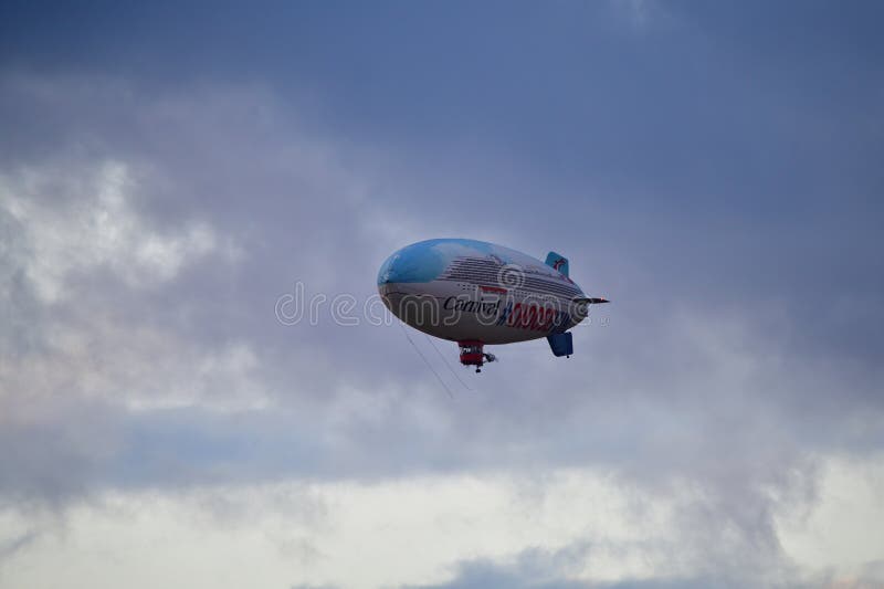 A Blimp Flying Over Manhattan, New York Editorial Stock Image - Image ...