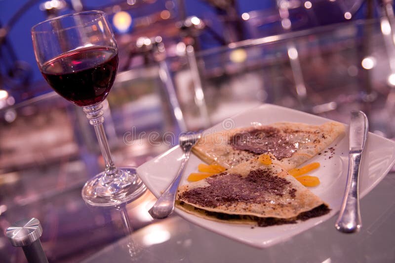 Blinu wino zdjęcie stock. Obraz złożonej z kopiasty, usługa - 11420214