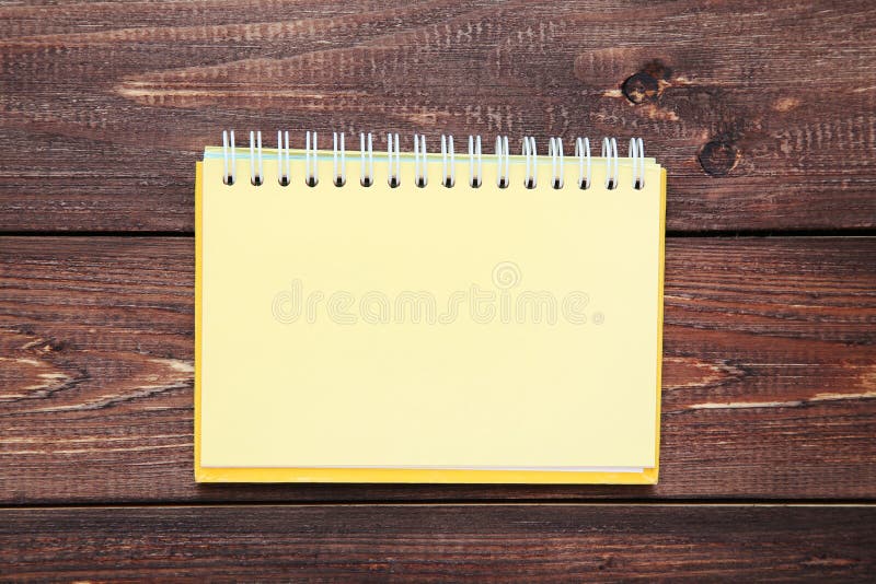 Bloc-notes Vide Avec La Note Collante De Papier Photo stock - Image du ...