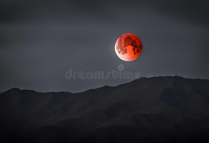 Blood Moon, Red Moon, Real Full Blood Moon in Stock Illustration ...