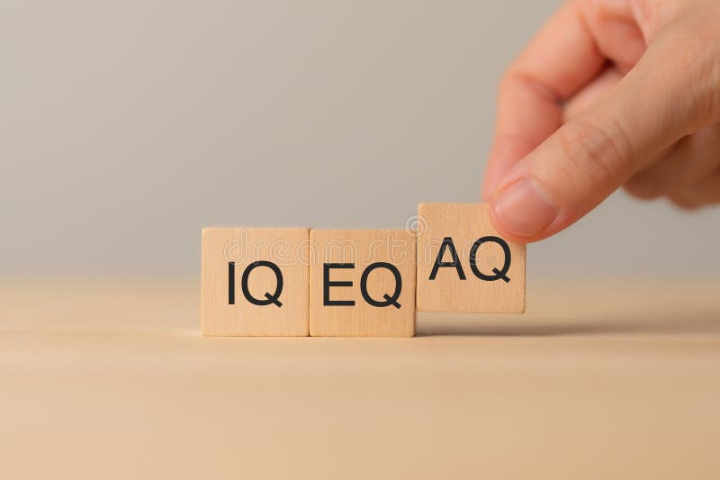 Bloques De Madera Con Las Letras Iq Eq Y Aq Que Representan El Cociente ... Bloques De Madera Con Las Letras Iq Eq Y Aq Que Representan El Cociente ...