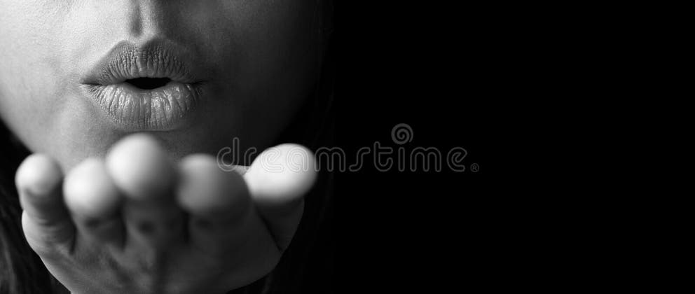 319,250 Kiss Poto Stock Photos - Free & Royalty-Free Stock Photos from ...