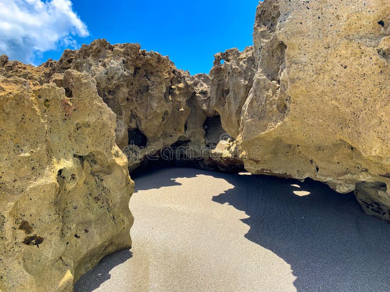 Blowing Rock Preserve in Jupiter Island, Florida Stock Photo - Image of ...