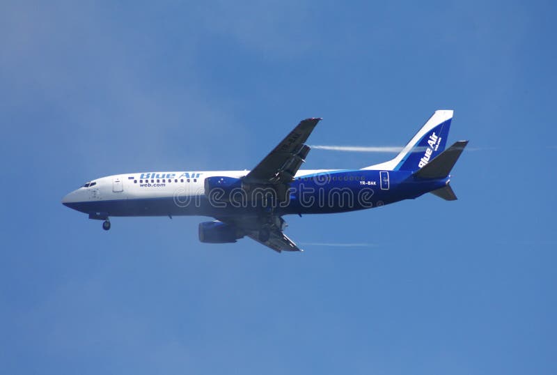 Blue Air Boeing 737 editorial image. Image of landing - 20420265