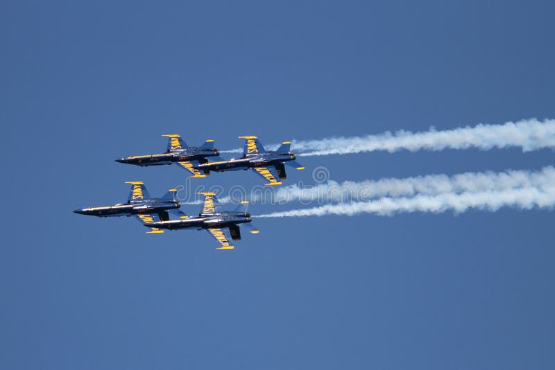 Blue Angels Formation Demonstrates Flying Skills Editorial Photography ...