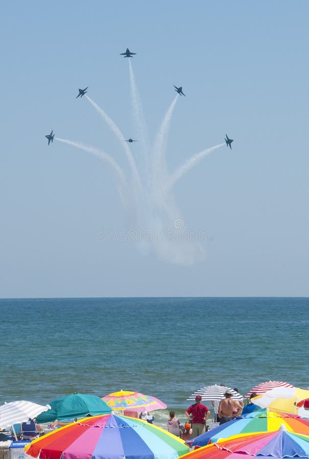 Blue Angels Pensacola Beach Airshow Editorial Photo - Image of beach ...