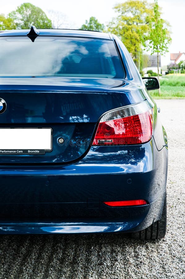 Blue BMW E60 545 i editorial photo. Image of shining - 57670716