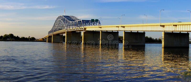Blue Bridge stock image. Image of columbia, trees, american - 3665903