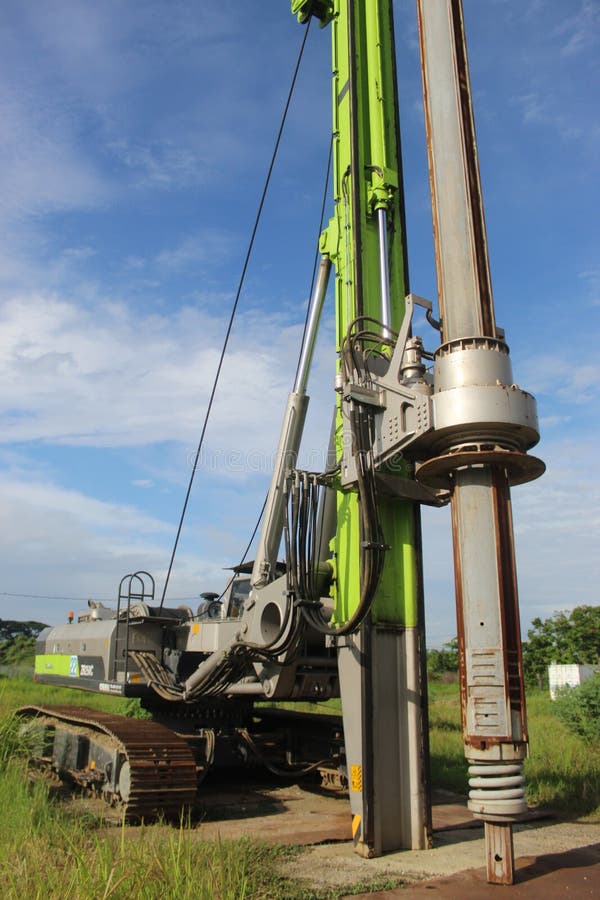Mobile Blue Crane with Blue Sky Editorial Photography - Image of ...