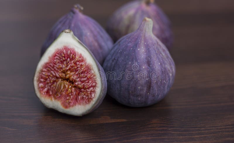 Blue figs stock image. Image of feige, ernacurren, hrung - 44639891