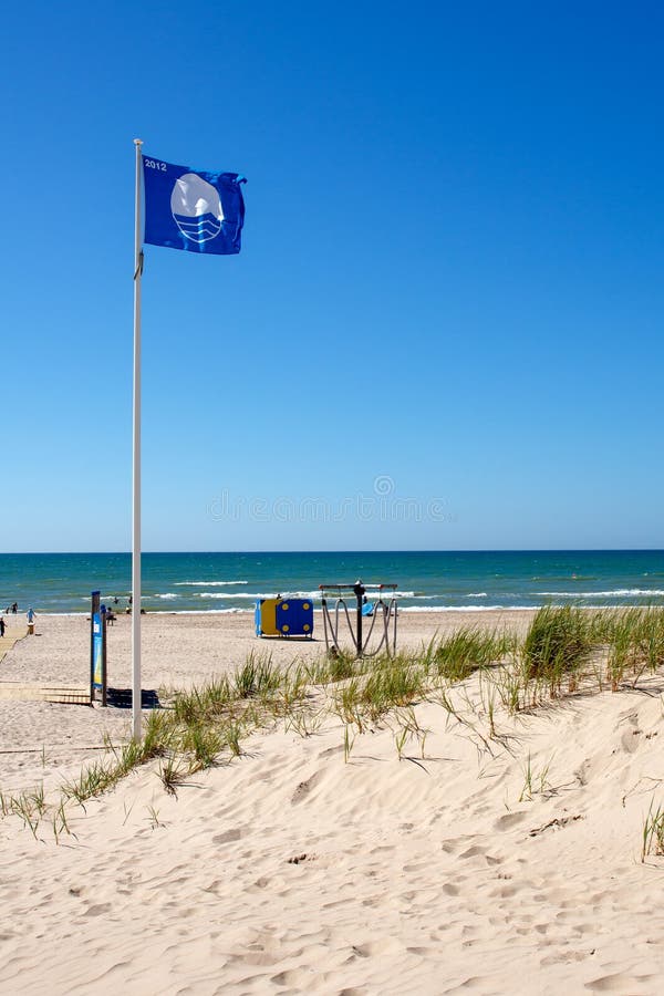 Blue Flag beach editorial image. Image of flag, summer - 25604405