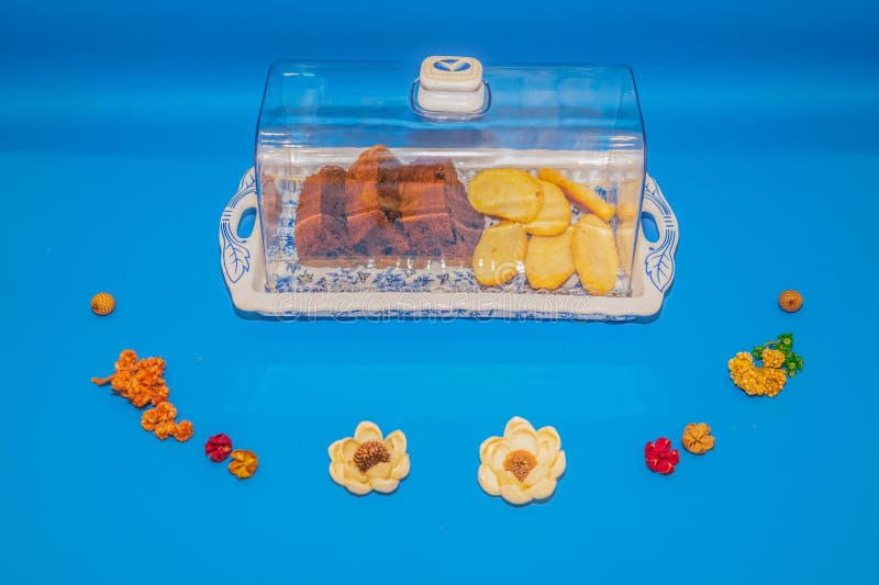 Blue Flower Pattern Ceramic Rectangular Cake Container Stock Image ...