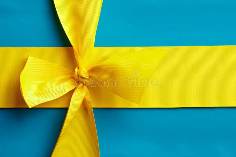 Blue Gift with Yellow Ribbon Stock Image - Image of flag, packed: 29285511