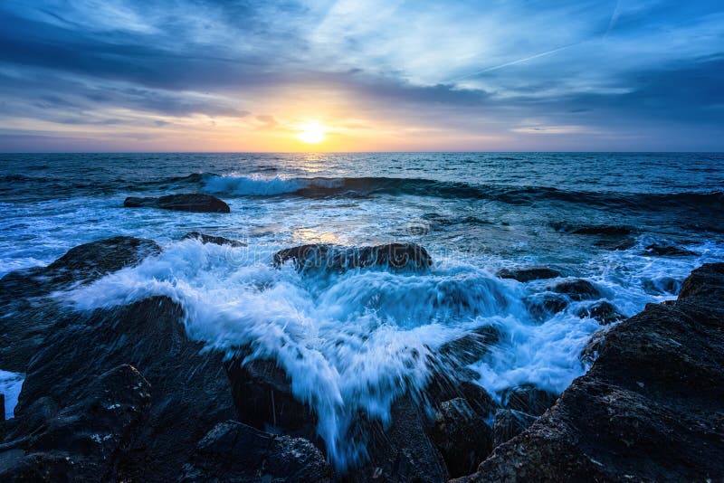 Hourglass Dramatic Stock Photos - Free & Royalty-Free Stock Photos from ...