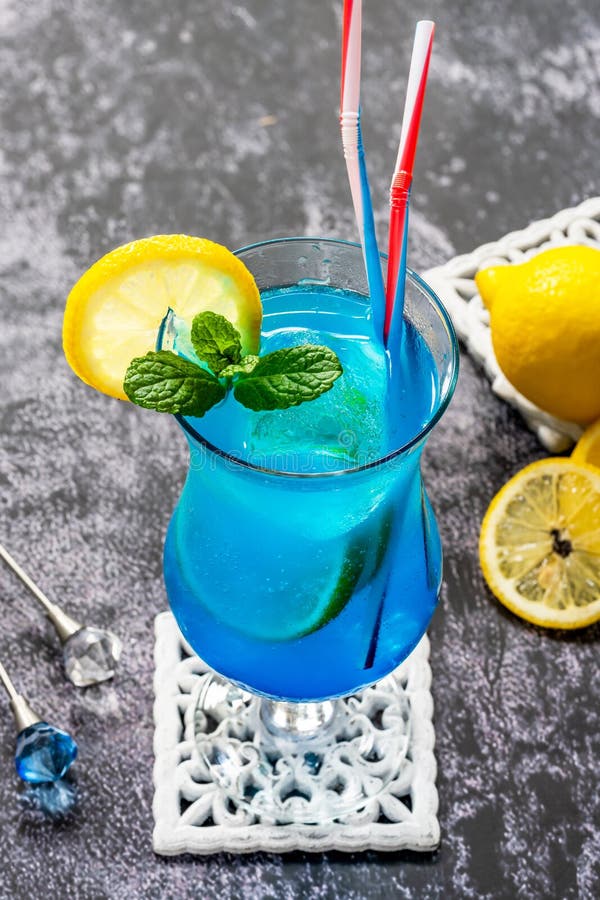 Blue Lagoon cocktail stock photo. Image of food, garnish - 209605986