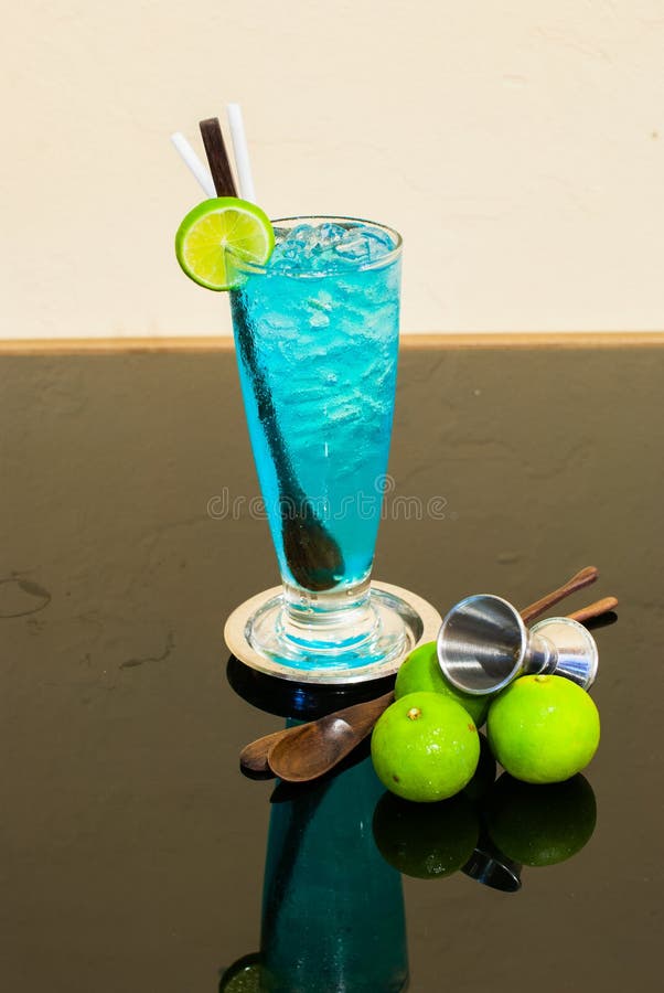 Blue Lagoon Cocktail with Lime Stock Image - Image of cocktail, sweet ...