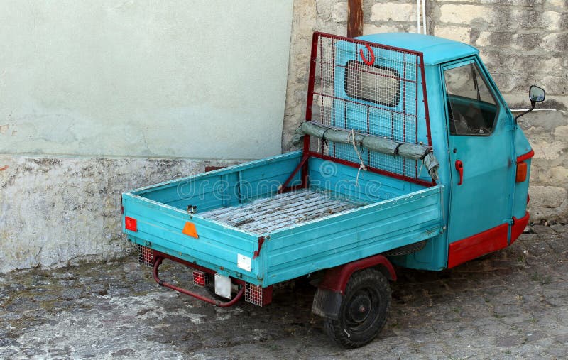 Blue Caravan Sign stock image. Image of object, vehicle - 99781561