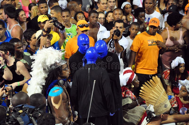 Blue Man Group editorial stock photo. Image of party - 19482903