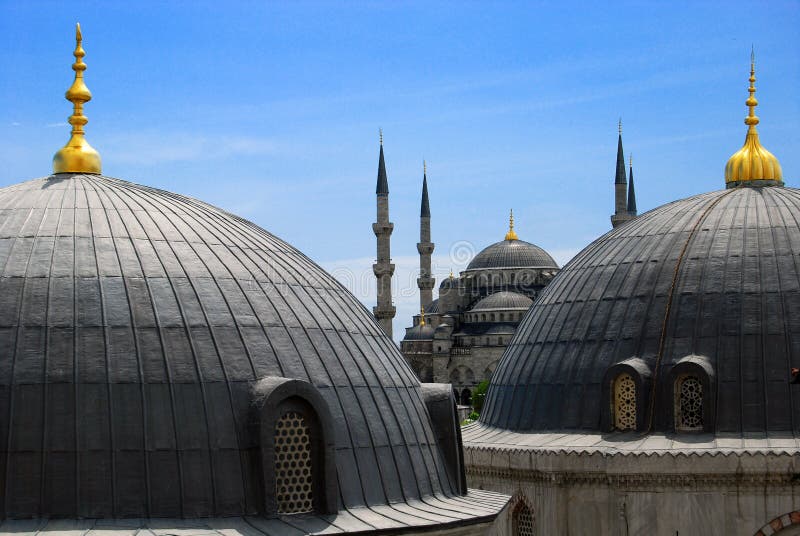 The Blue Mosque in Istanbul Stock Photo - Image of dome, middle: 2161526