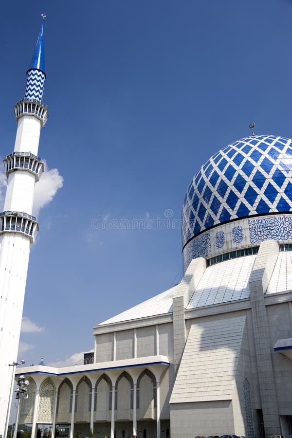 Blue Mosque stock image. Image of salahuddin, abdul, malaysia - 3966499