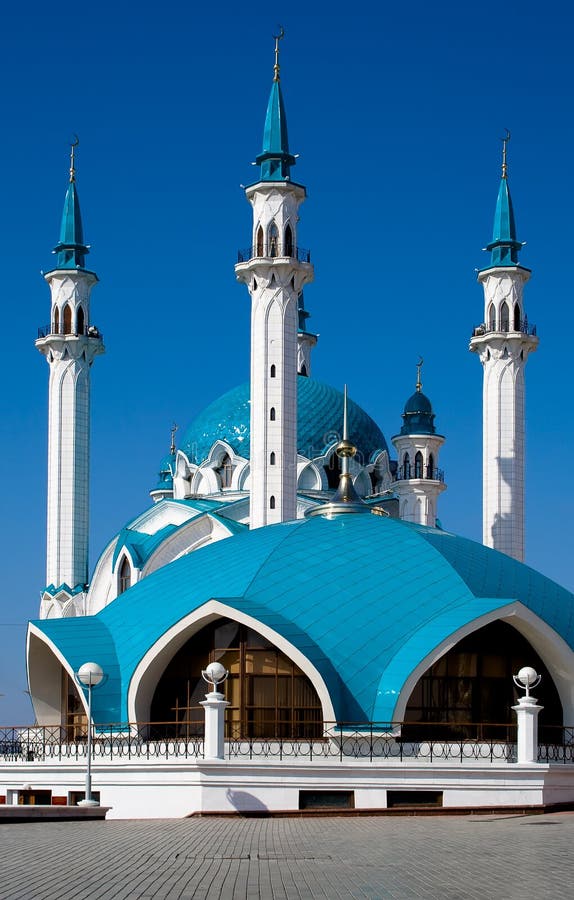 Blue Mosque on the Blue Sky Stock Image - Image of gold, city: 4863591