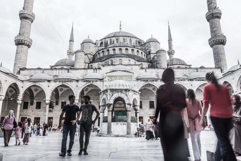 Courtyard of Blue Mosque in Istanbul City Editorial Photo - Image of ...
