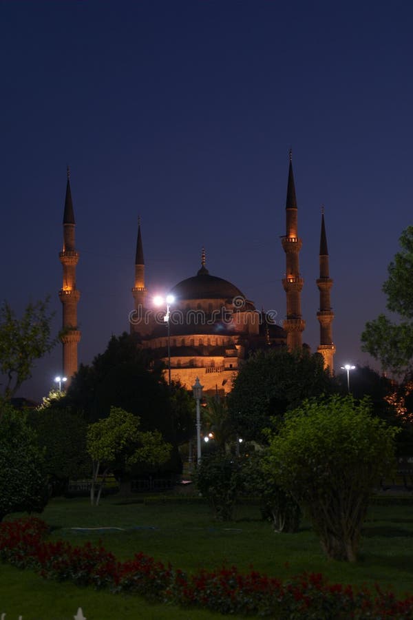 Blue Mosque in Istanbul at Night Stock Image - Image of travel, muslim ...