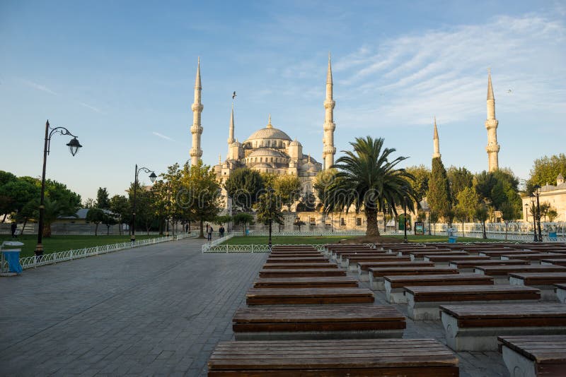 The blue mosque editorial stock image. Image of church - 46260979
