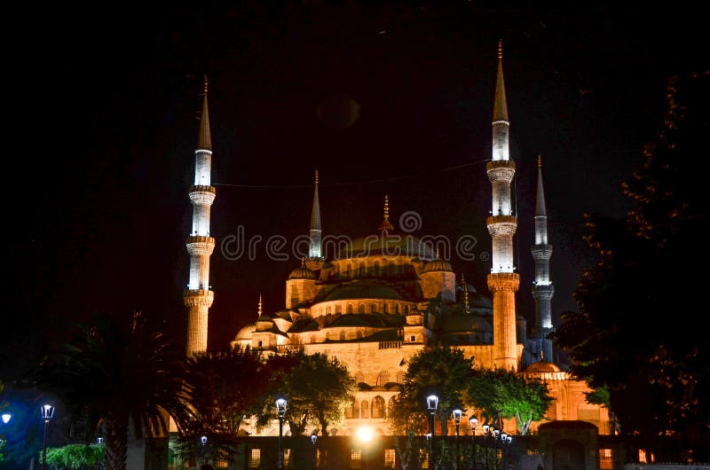The Blue Mosque at Night in Istanbul Turkey Stock Image - Image of ...
