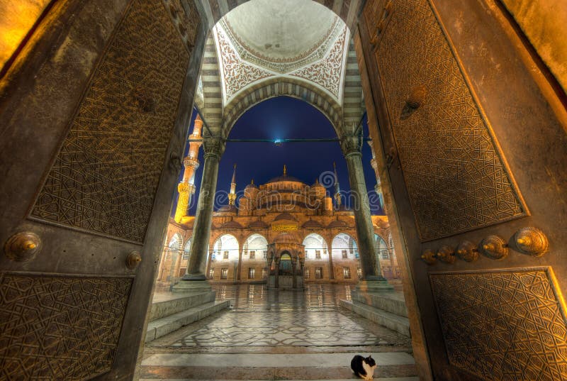 The blue mosque s gate stock image. Image of reflection - 29532385